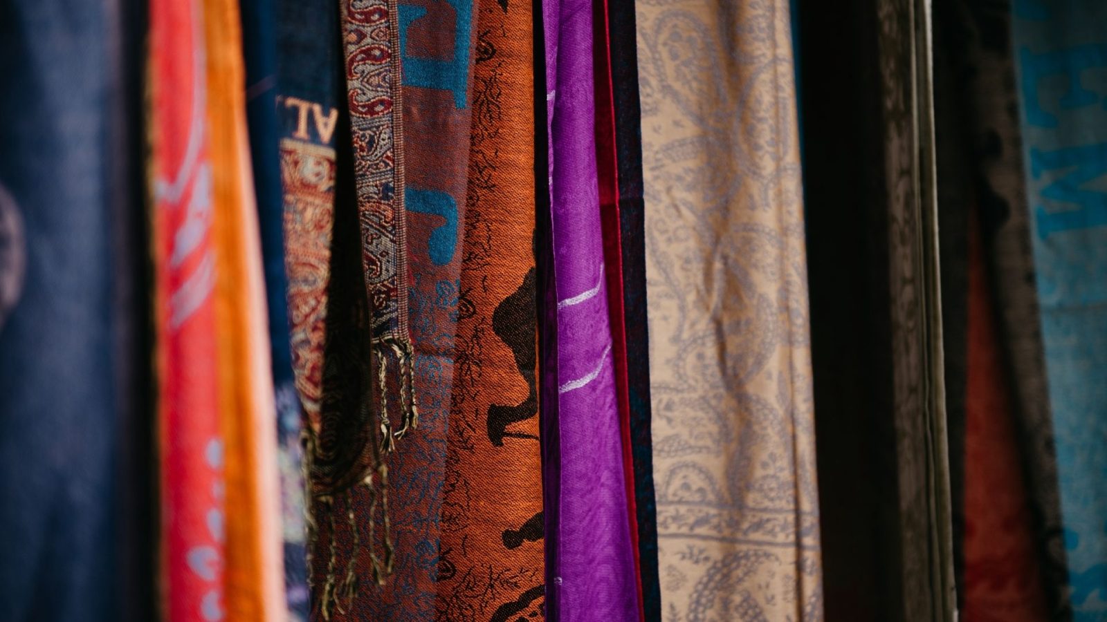 Todo lo que desconocías sobre la industria textil en México – BADHOMBRE ...