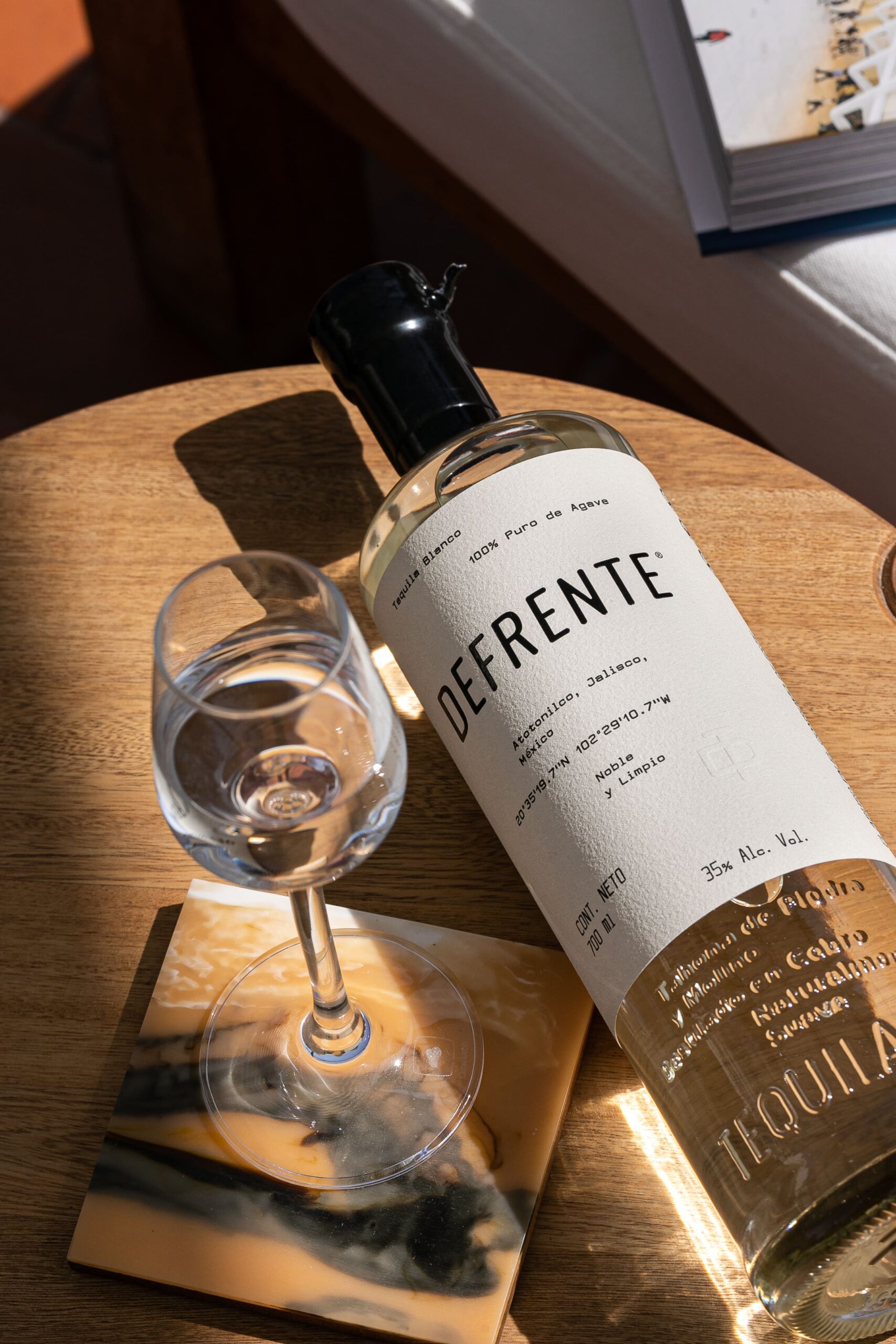 DEFRENTE tequila preserva el sabor tradicional de México con innovación ...