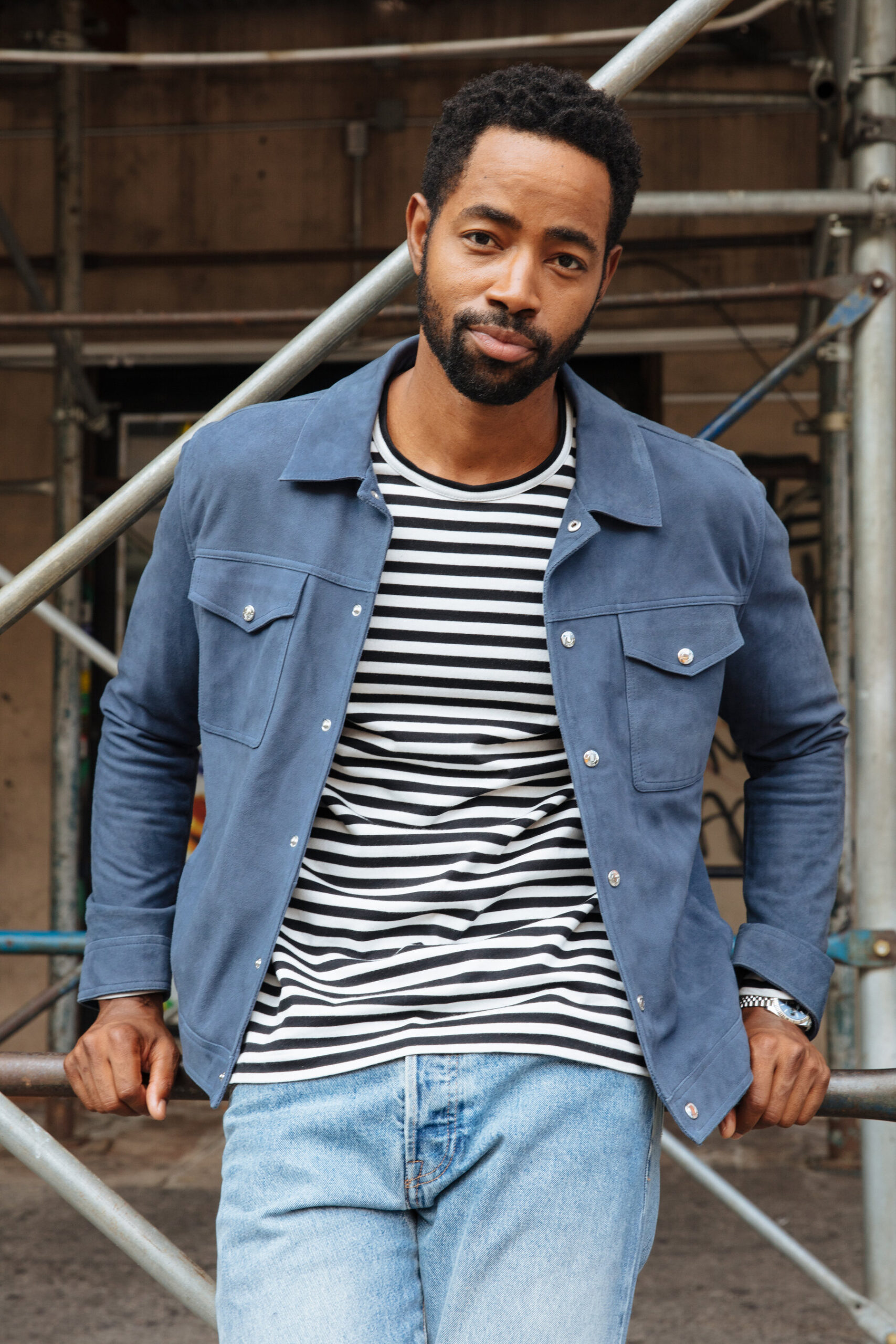 El estilo de Jay Ellis: Looks pulidos y fáciles de replicar - BADHOMBRE ...